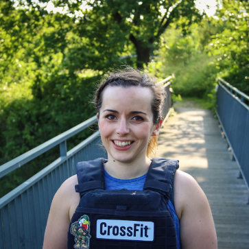 Athlete: Clémence Simon | CrossFit Games